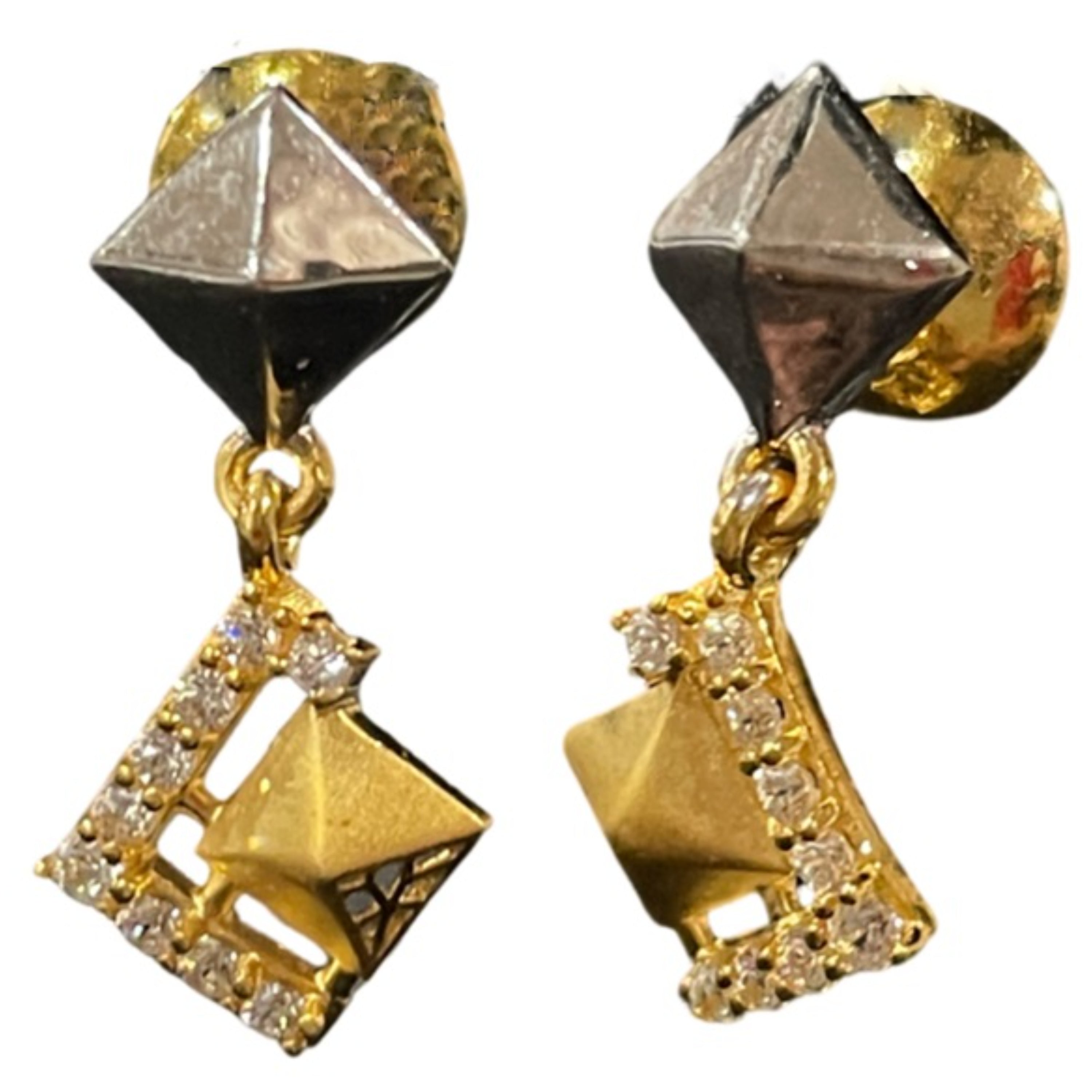 916 Twenty Two Karat (22K) Gold Studded Kids Earrings -Style#21
