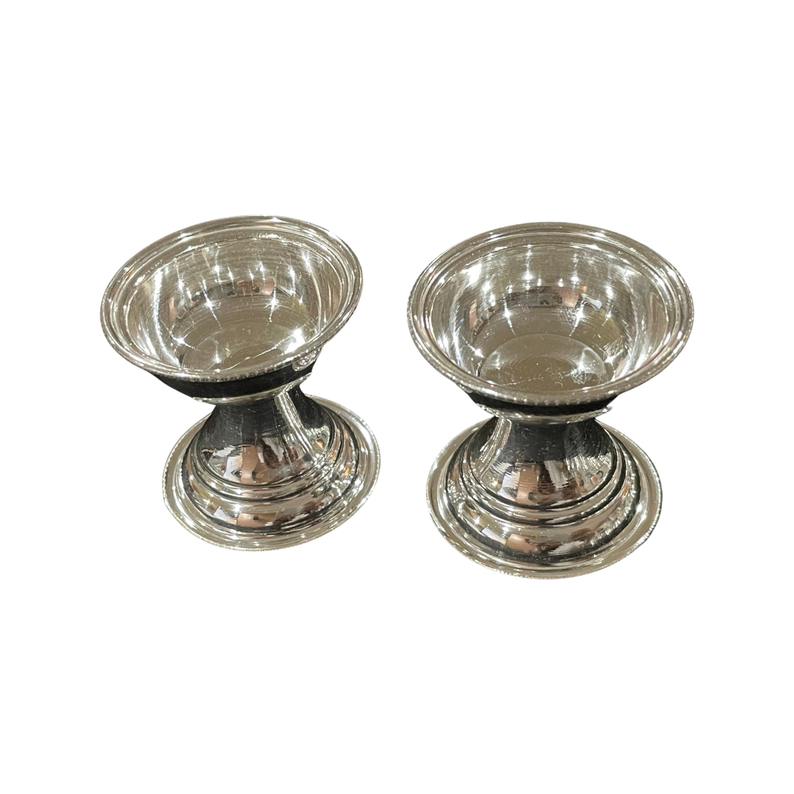 925 Sterling Silver 15ml Capacity Round Diya (Kundulu / Vilakku) Pair